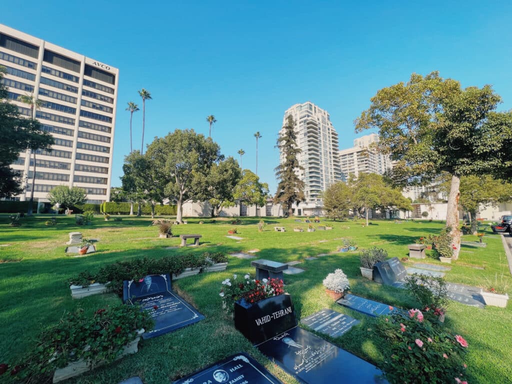 Celebrity Gravesites - A Guide To Visiting LA's Most Famous Graves ...